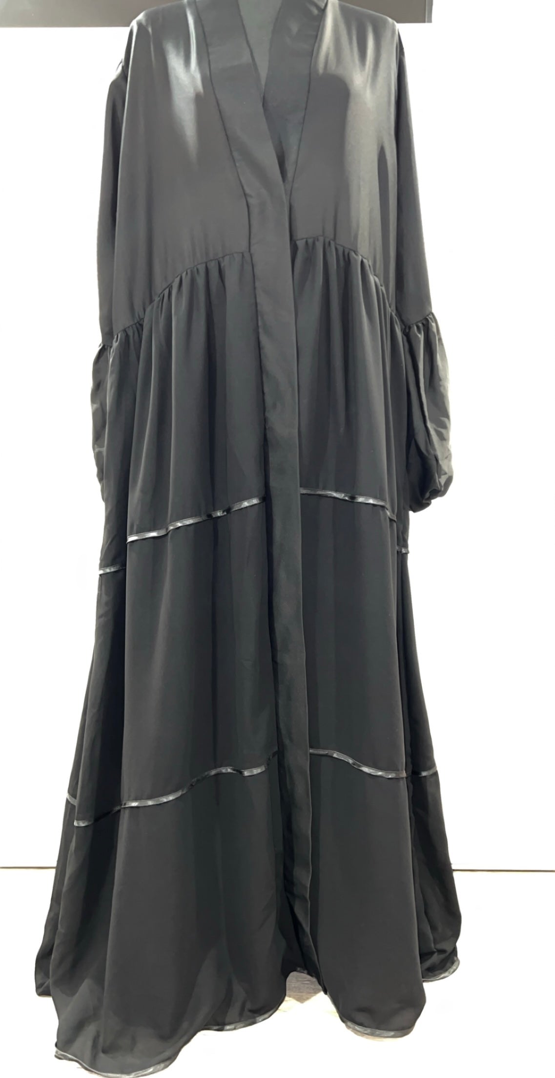 Ruffled tier abaya – Litayyibat